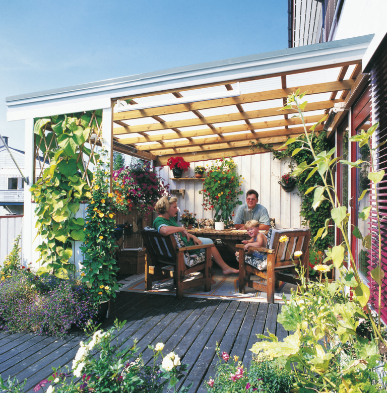 Vaikka tosigrillaaja ei tietenkään sateessa sula, voi katetulla ...